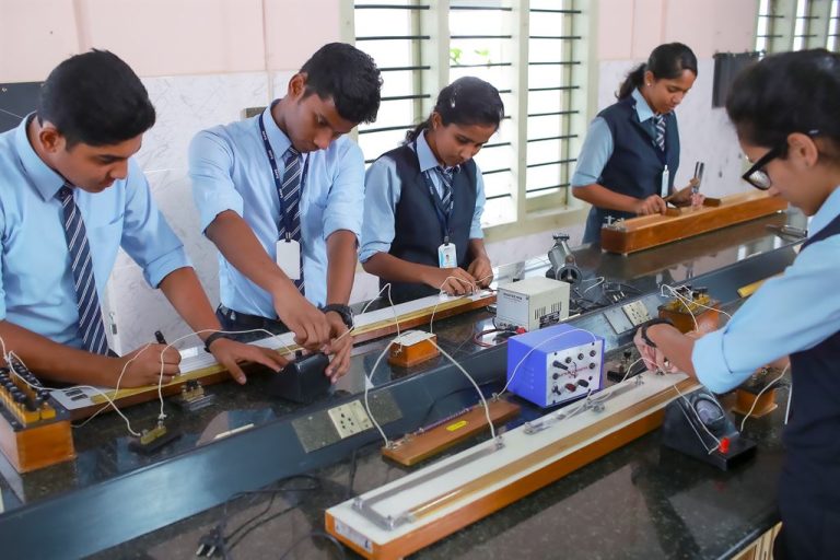 ST. KURIAKOSE PUBLIC SCHOOL